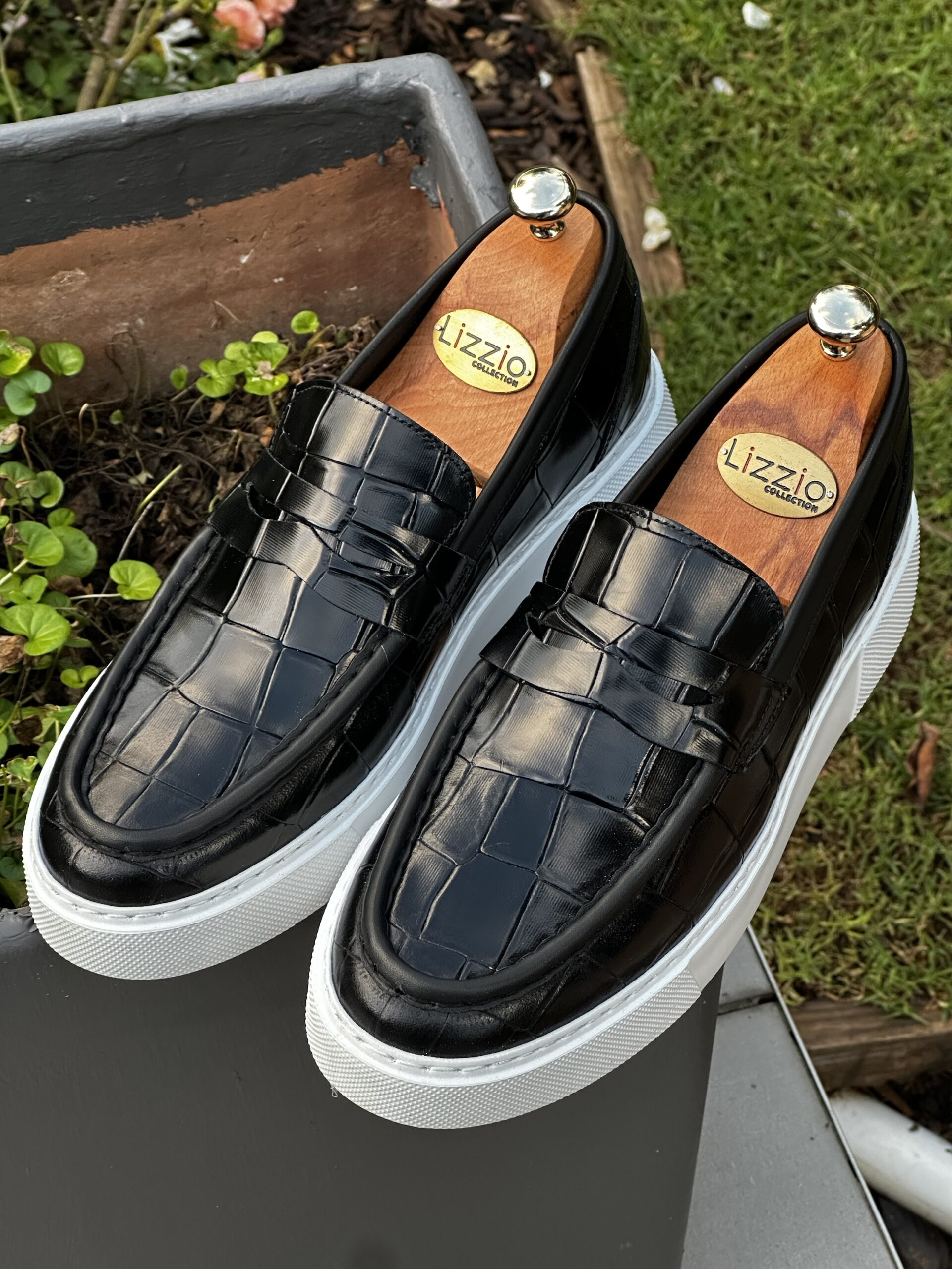 Black Croco Ben Leather Loafers | Lizzio